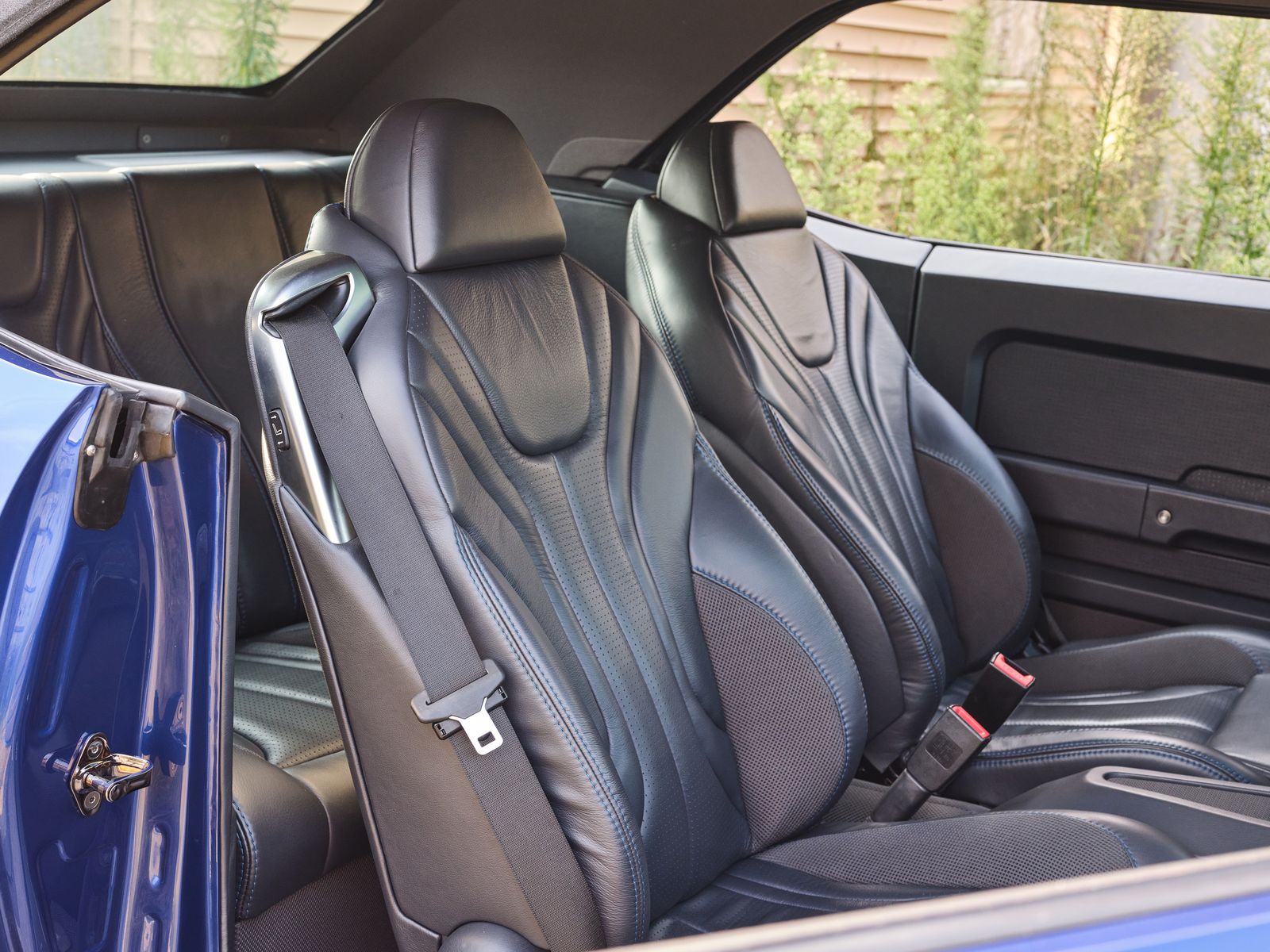 Gumer Alvero's custo built car, a 1969 Camaro. Built in Illinois