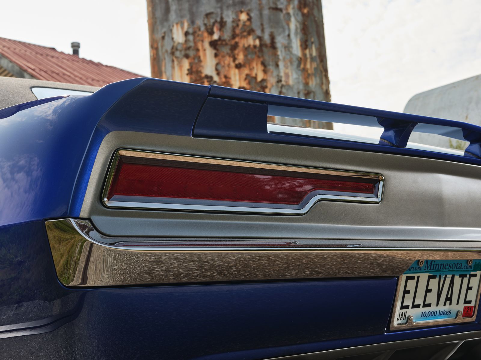 Gumer Alvero's custo built car, a 1969 Camaro. Built in Illinois