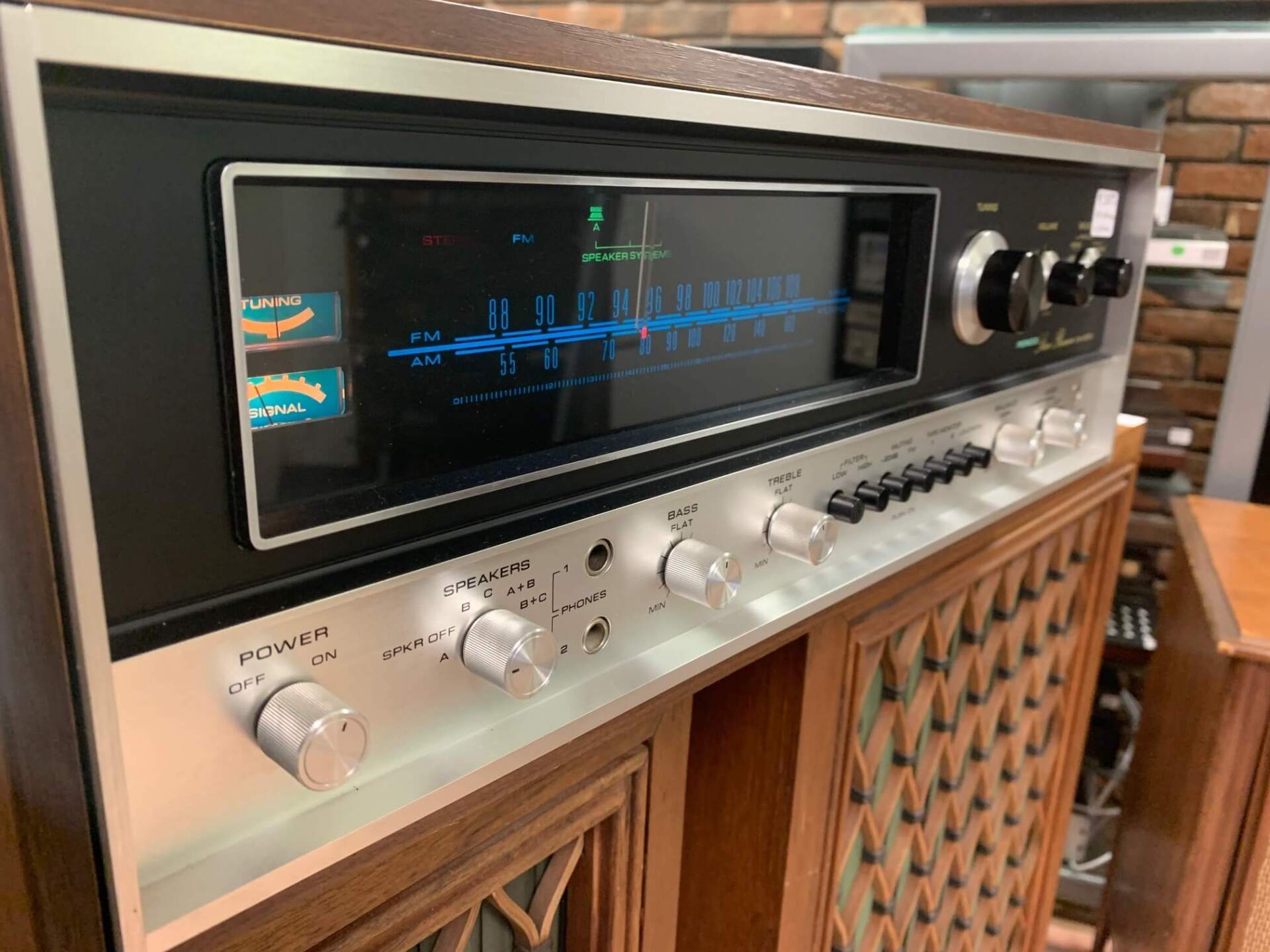 Vintage Audio Electronics Repair | St. Louis, MO | Alpha Tech Electronics