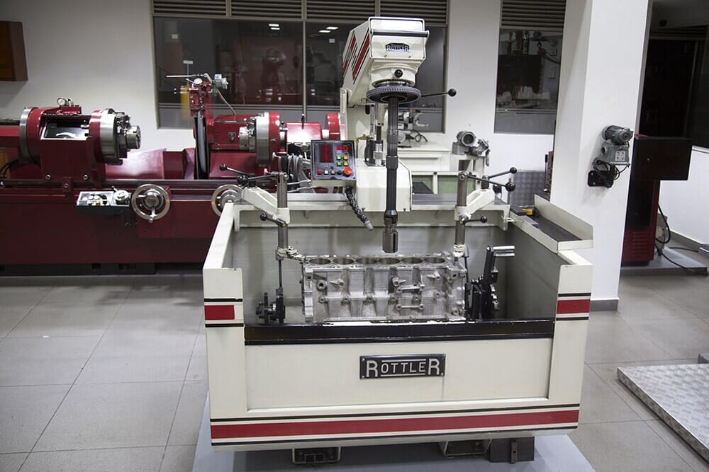 RECTIFICADORA DE MOTORES DEL NORTE - Mecánica automotriz