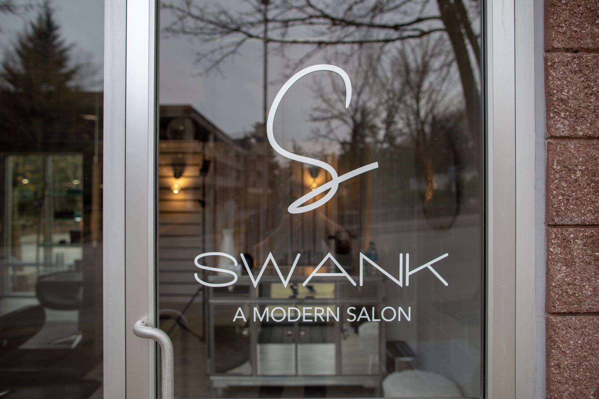 About Us - Swank Salon