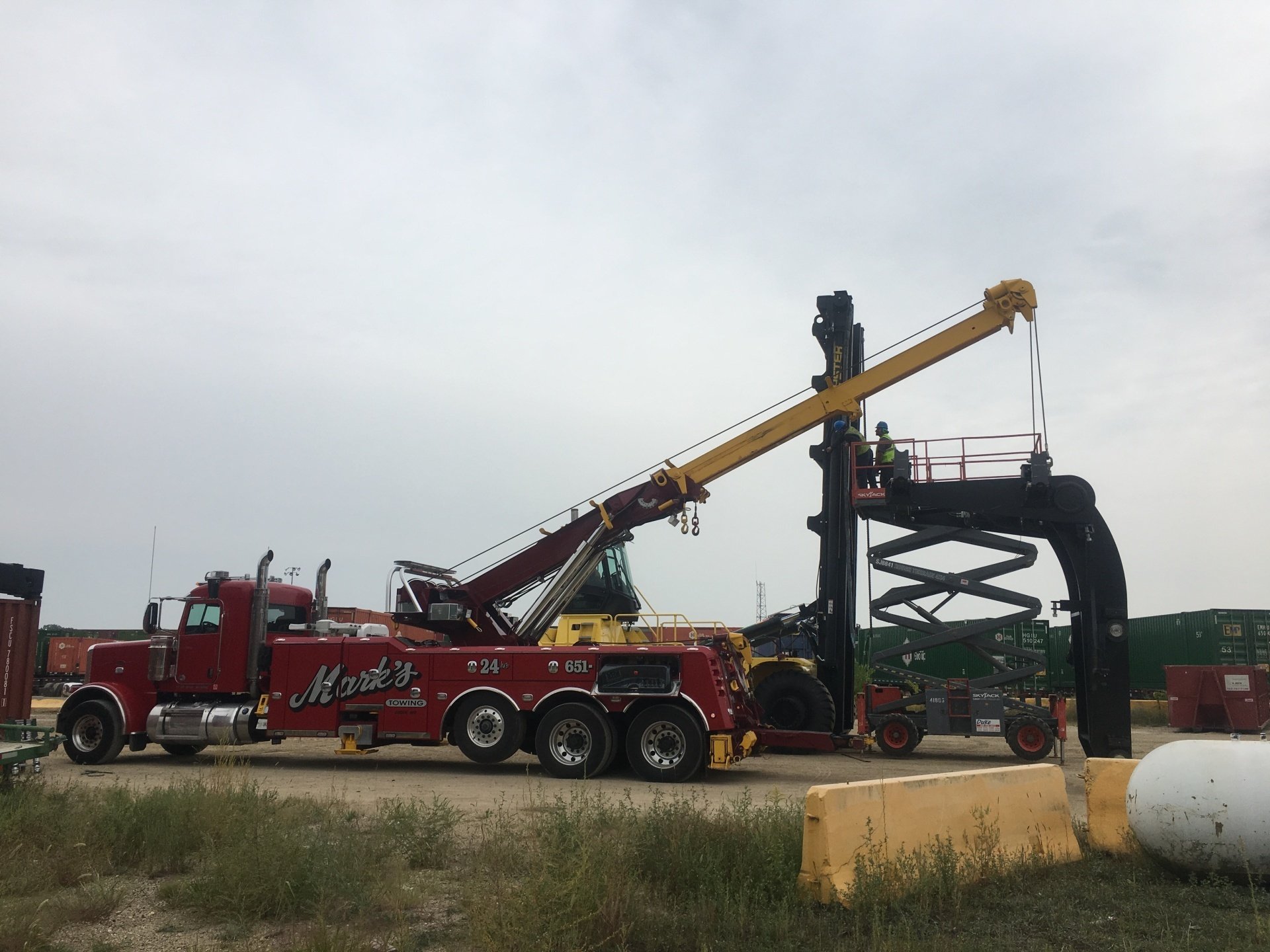 Mark's Towing Photo Gallery