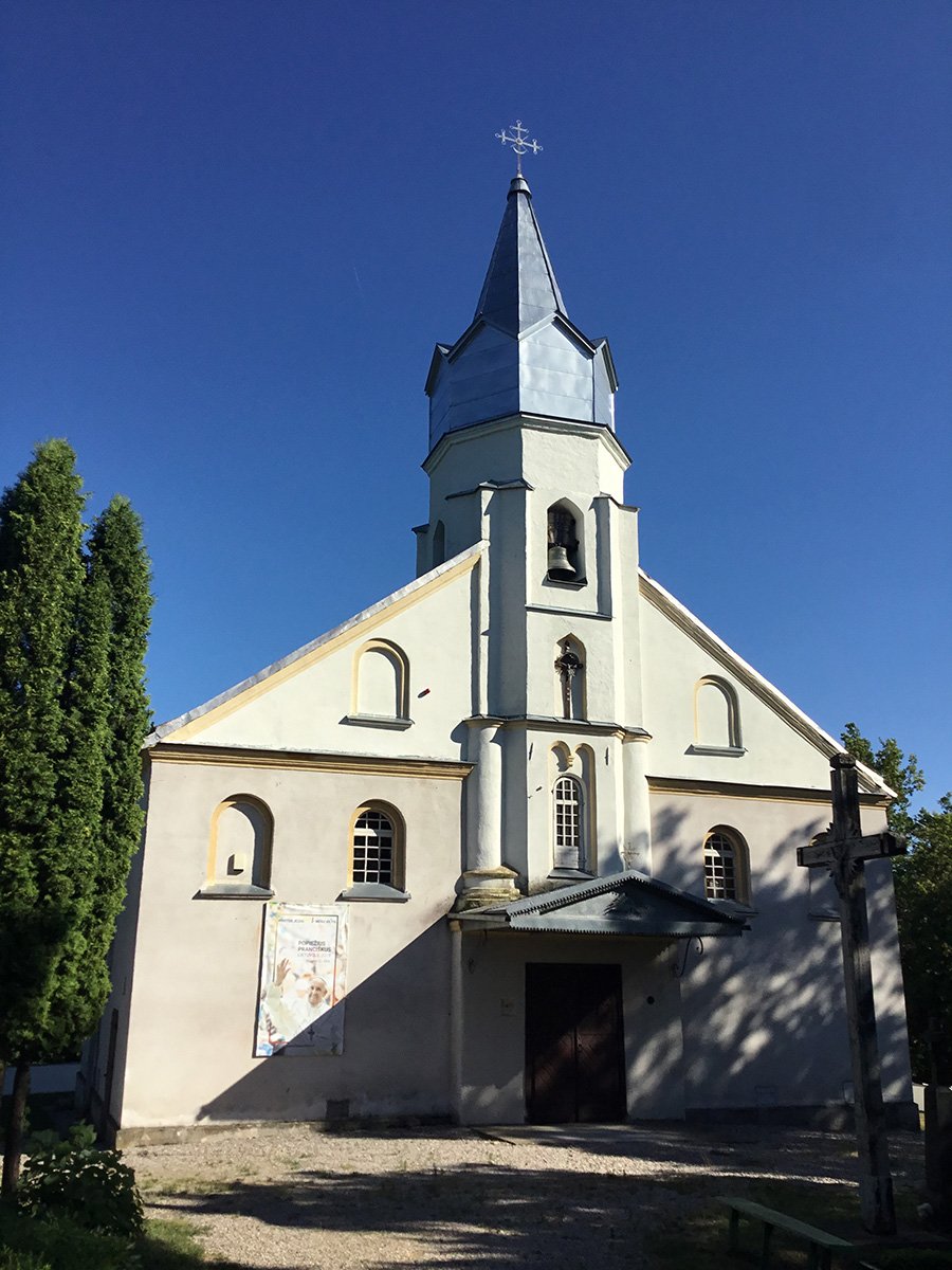 Aptarnaujama Lapių parapija