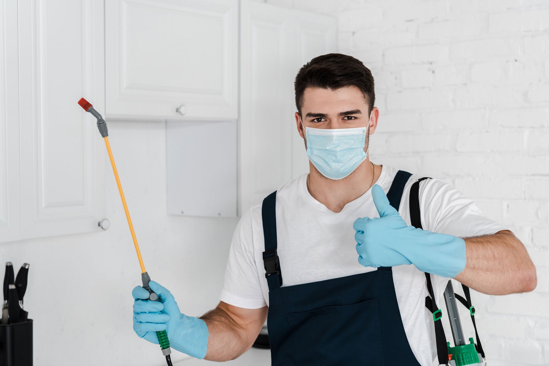 Pest Control Technicians – Bryan, TX – Binford Insect Control