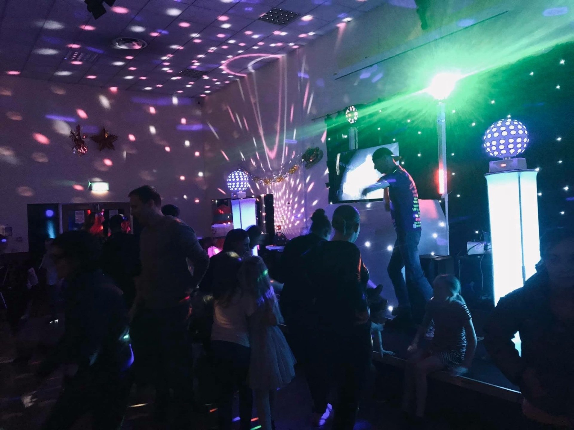 Professional DJ and Entertainment | Disco Entertainment | Nottingham