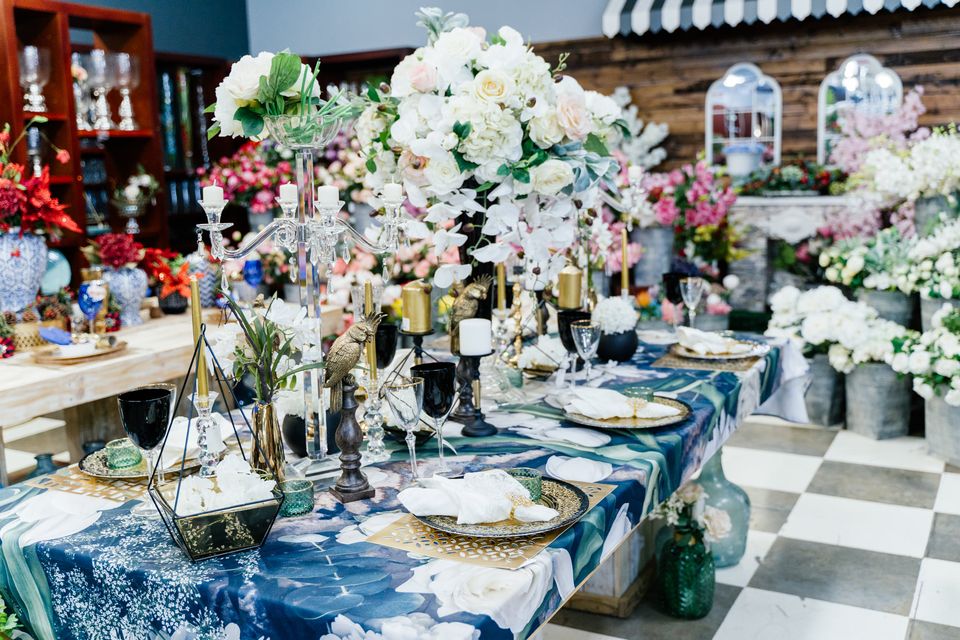 Florists' Haven: Exquisite Blooms & Floral Delights