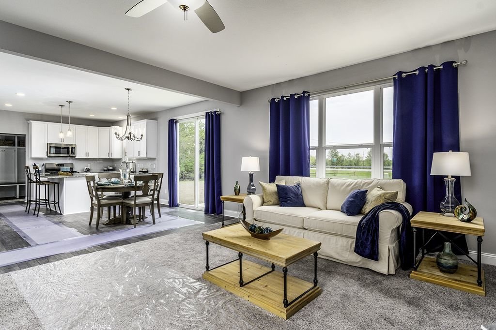 Interior Gallery | Buckeye Real Estate Group