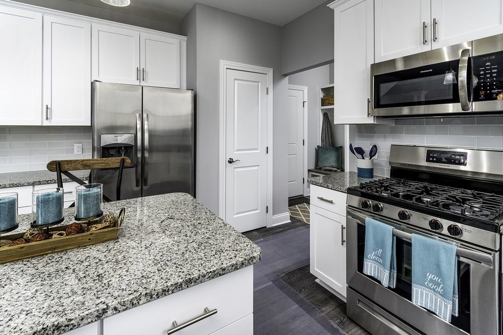 Interior Gallery | Buckeye Real Estate Group