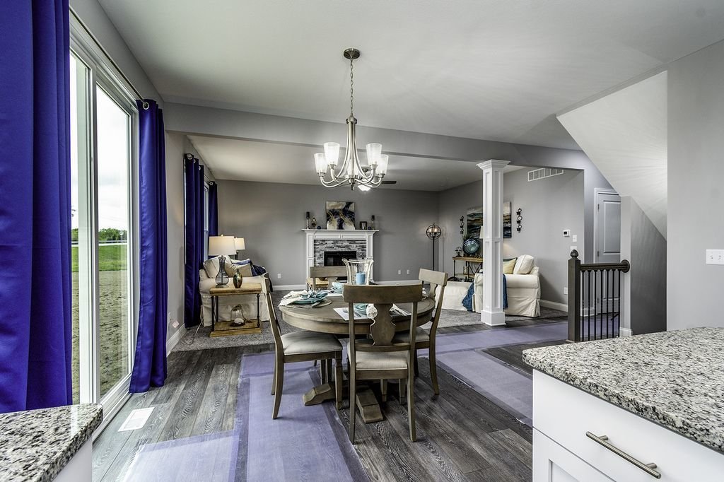 Interior Gallery | Buckeye Real Estate Group