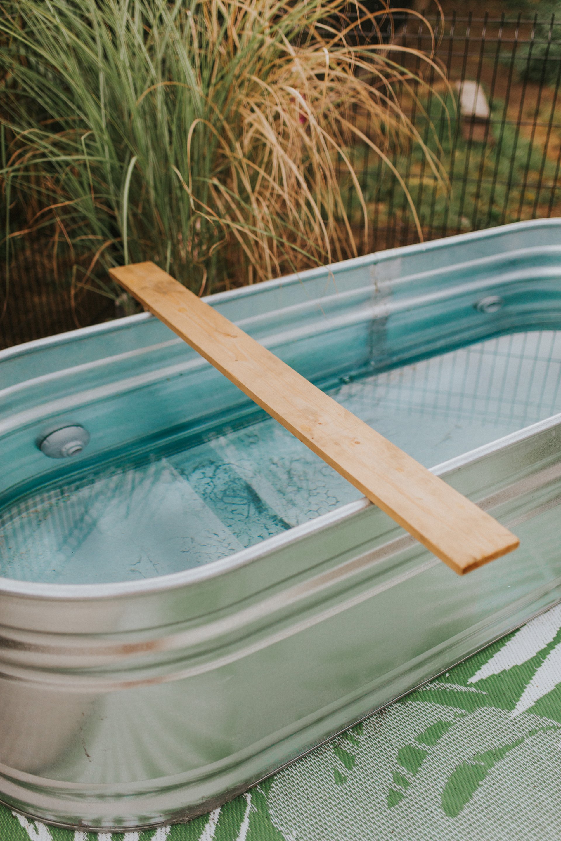 Ovale Stock Tank Pools