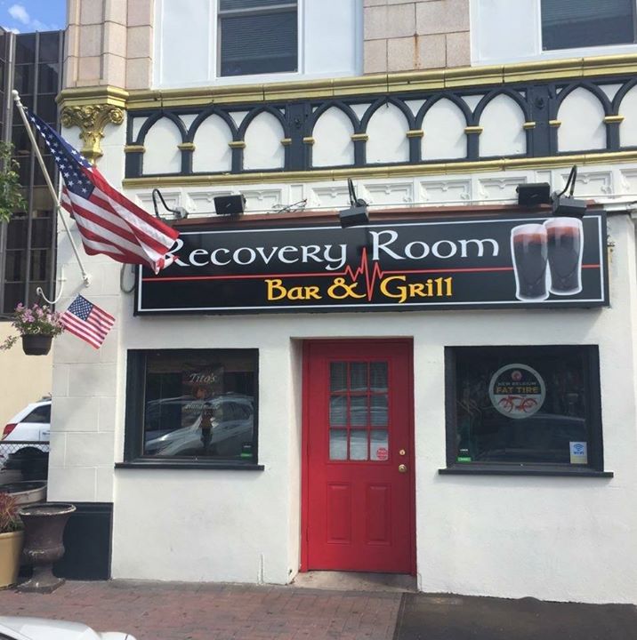 About Us | Recovery Room Bar & Grill Mineola