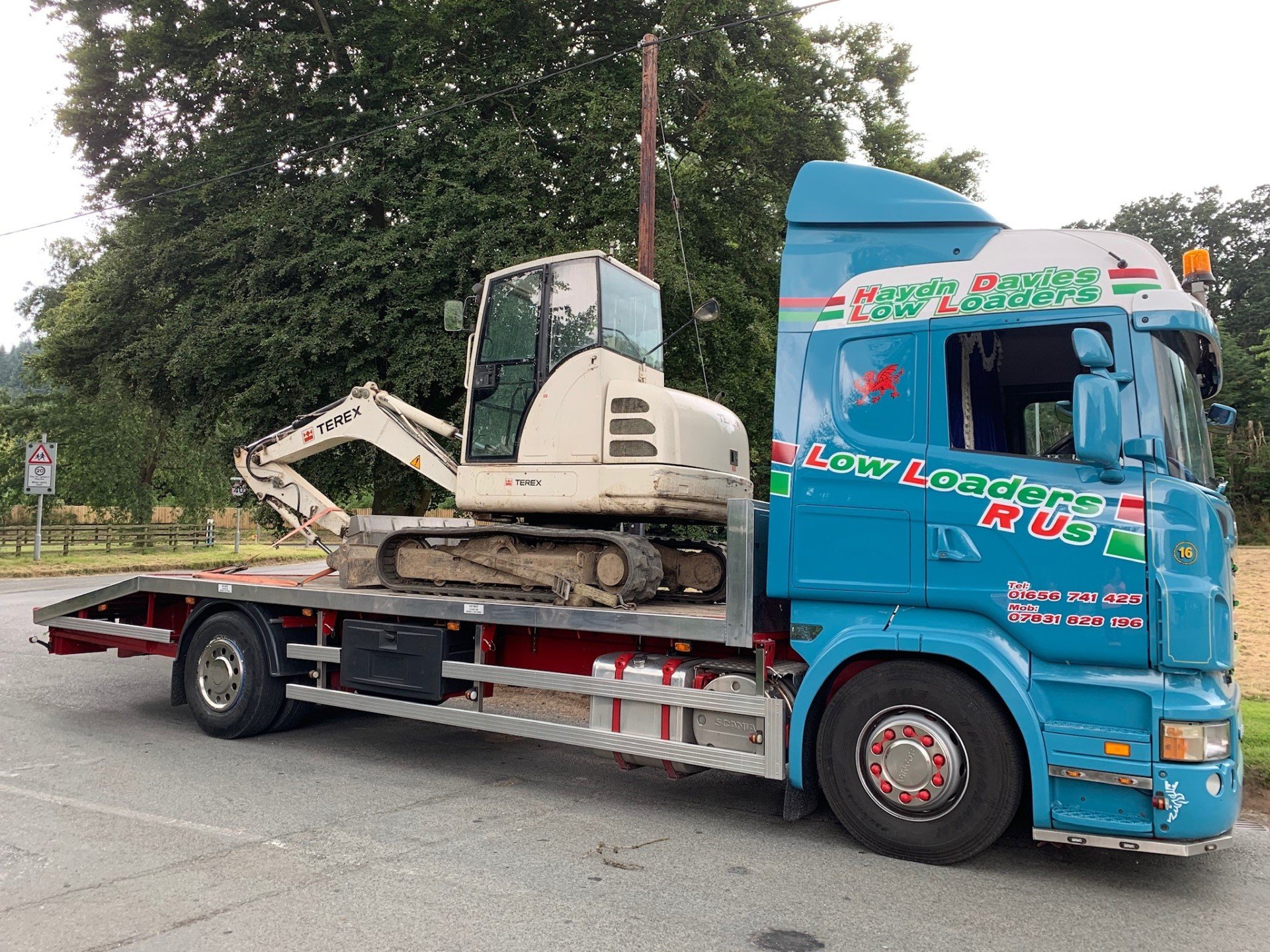Low loader drivers | Haydn Davies Low Loaders