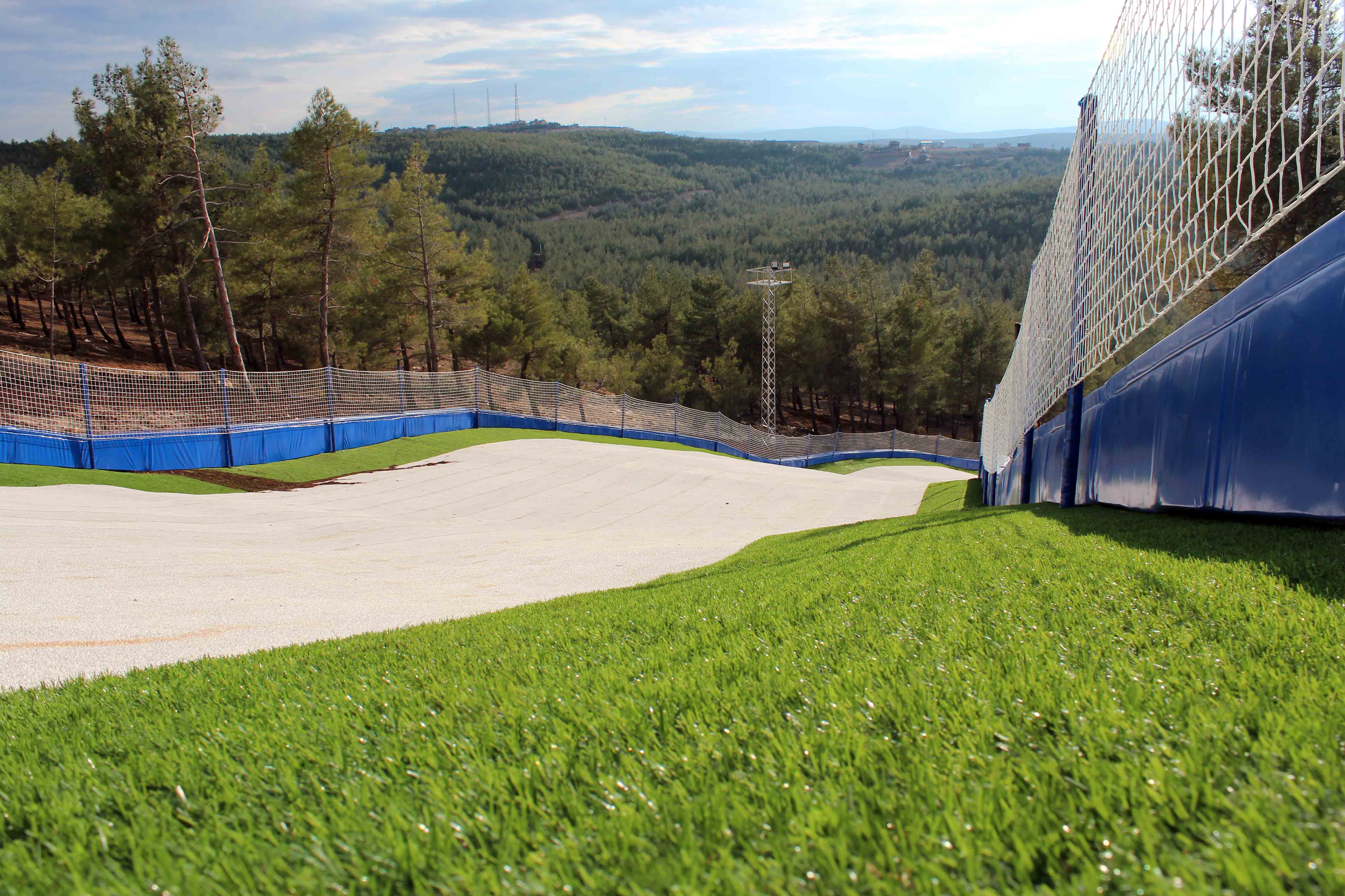 Aménagement Station de ski synthétique