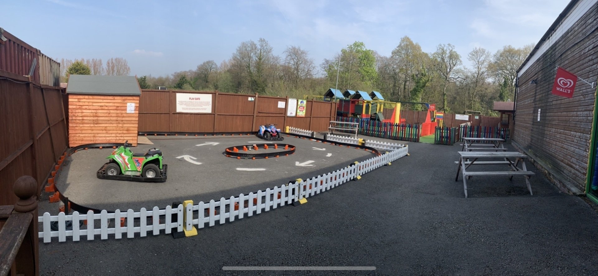 Children's parties | Mini Monsters Fun House