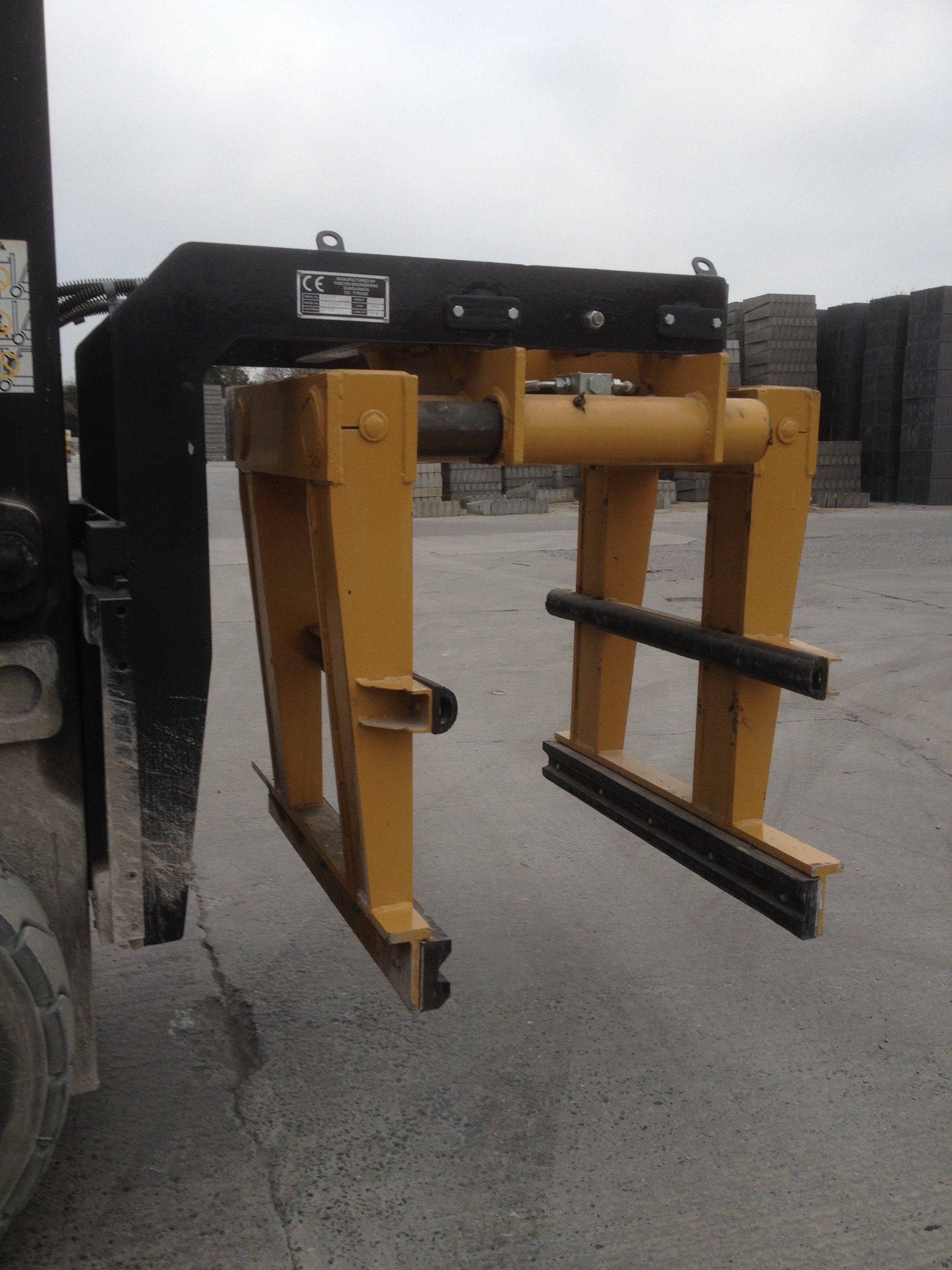 Wesco Engineering Services | Grab Rubbers