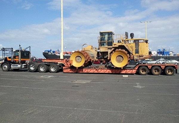 Heavy Equipment Transportation and Machine Transport Service