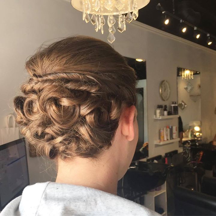Genev Beauty Lounge ~ Brockville, Ontario Beauty Salon