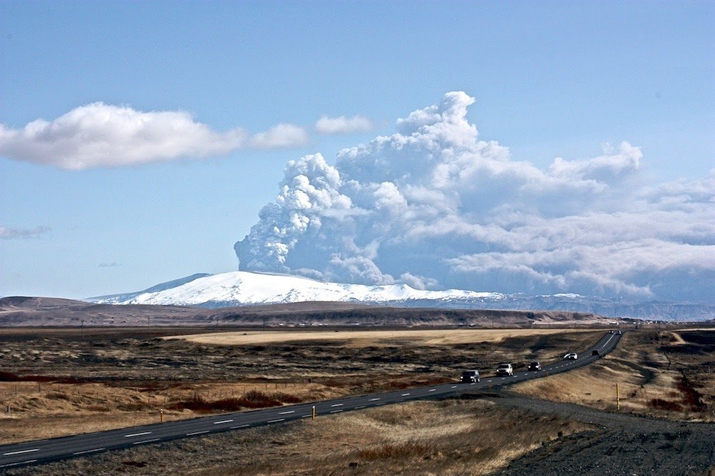 Everything You Need To Know About The 2010 Eyjafjallajökull Eruption in ...