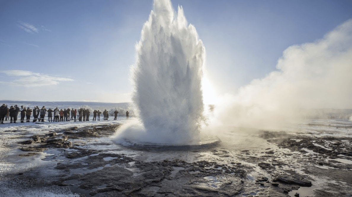 Everything You Need to Know About Deildartunguhver (and other Hot ...