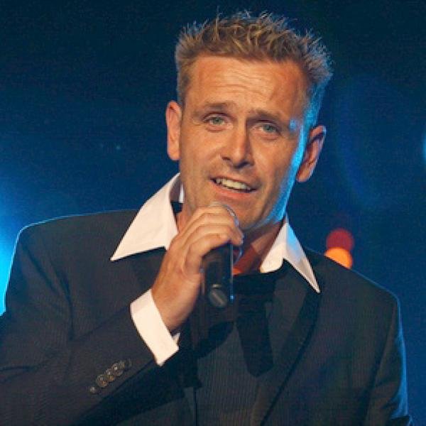 John Dennis Officieel