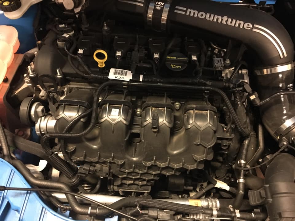 Fully equipped local garage I GS Motorsport