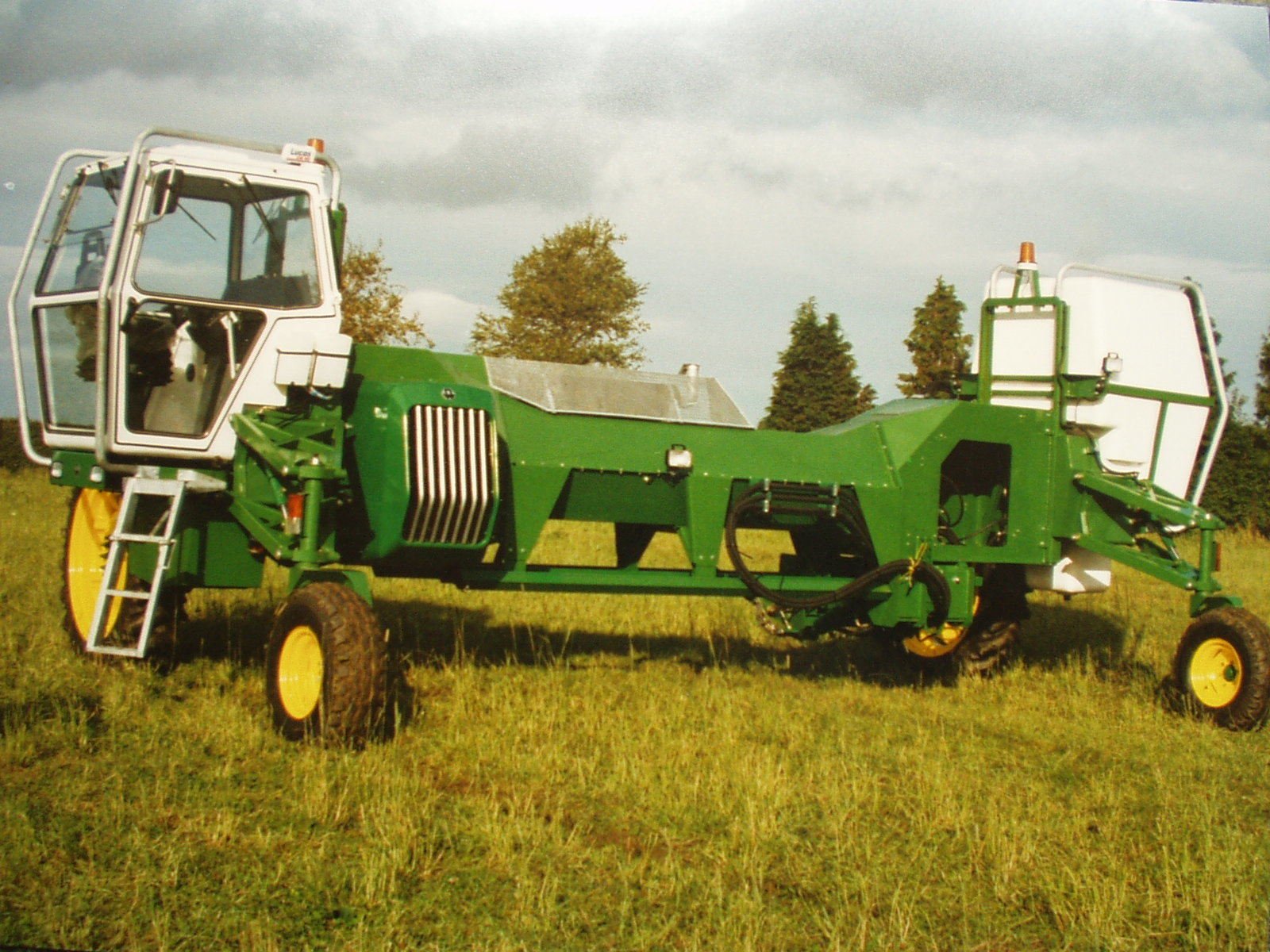 The Gantry Tractor - Farming's Soil Mate