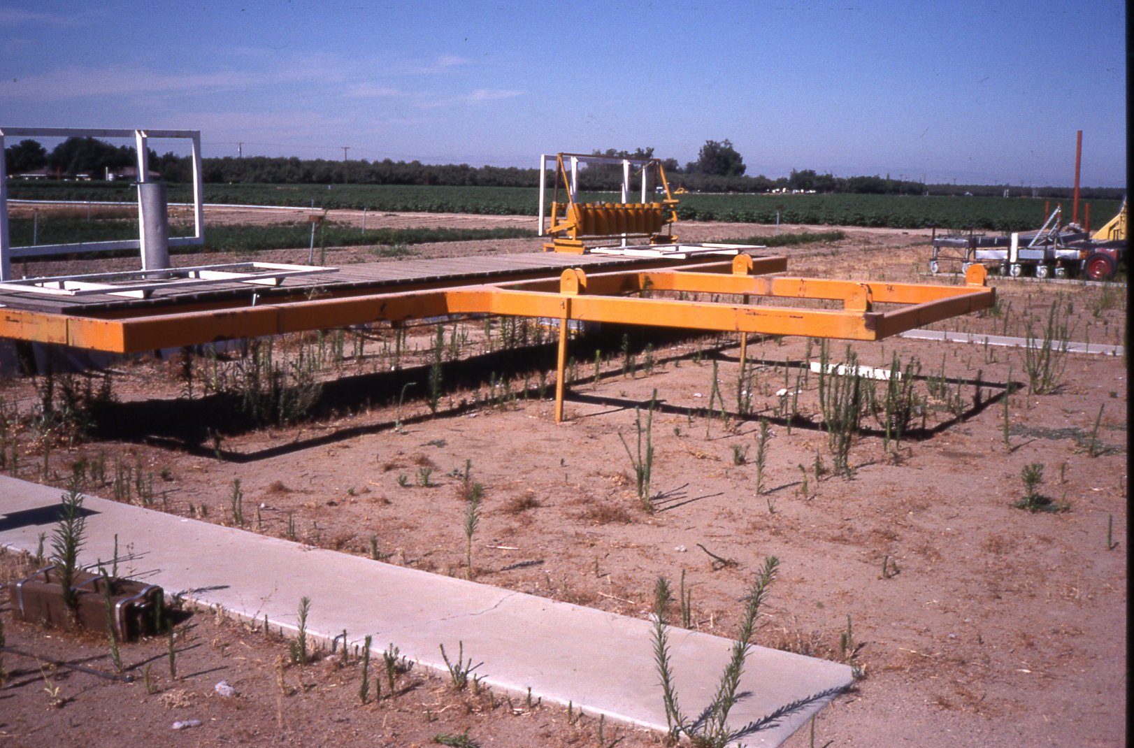 The Gantry Tractor - Farming's Soil Mate