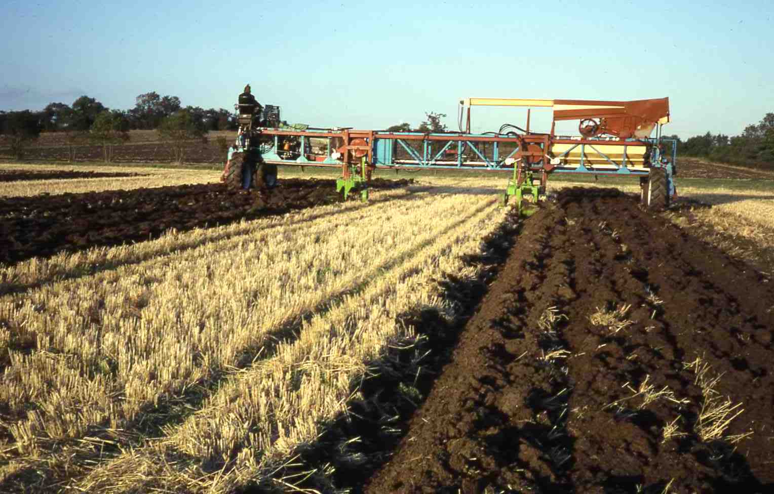 The Gantry Tractor - Farming's Soil Mate