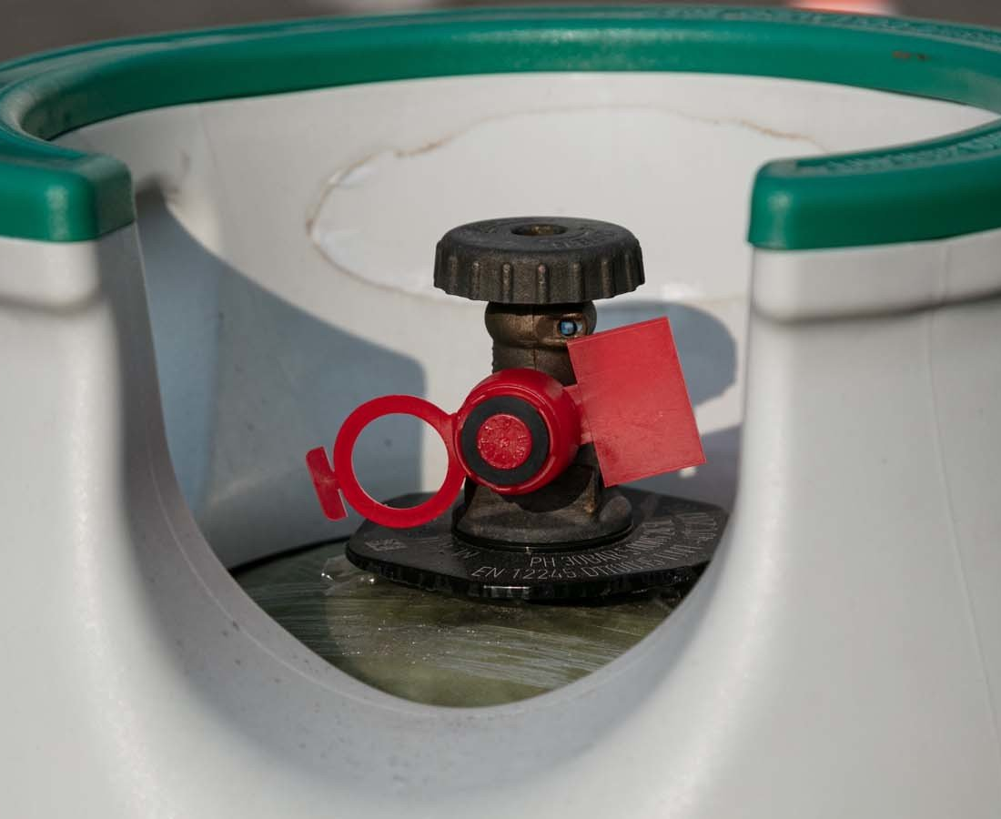 Contenitori GPL in vetroresina a Vicenza | Alessi Gas