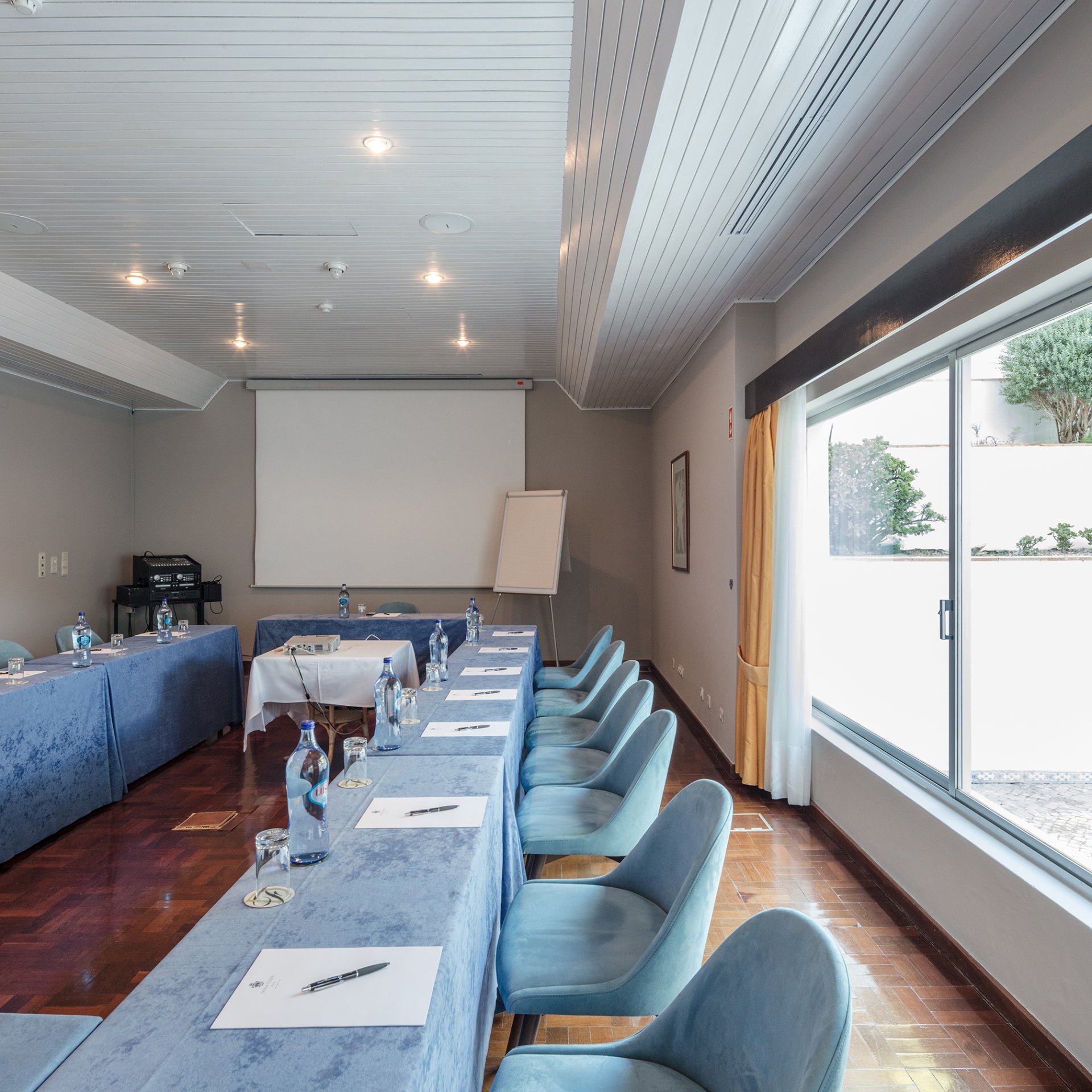 Weddings & Luxury Services | JJW Hotels & Resorts