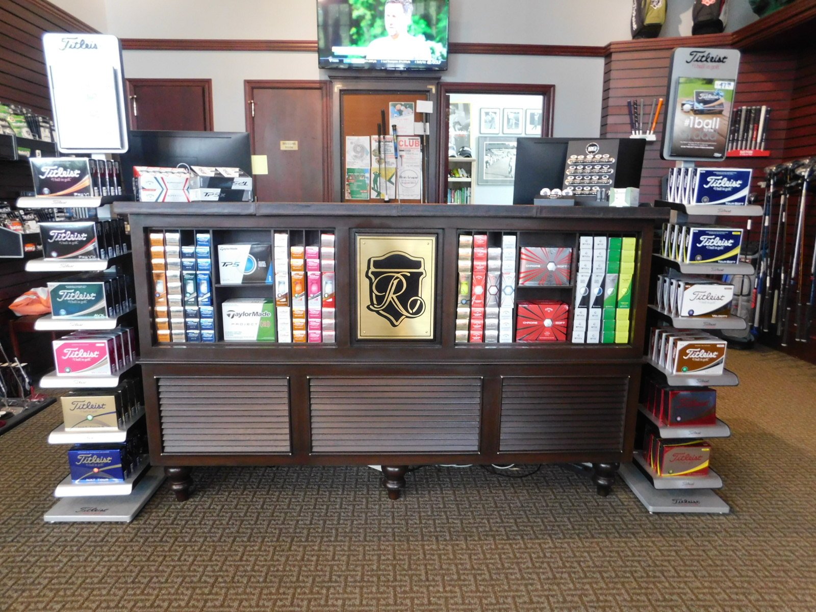 Pro/Golf Shop Display | Charleston, SC | Bauer International