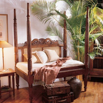 Anglo-Indian Bed and Headboard