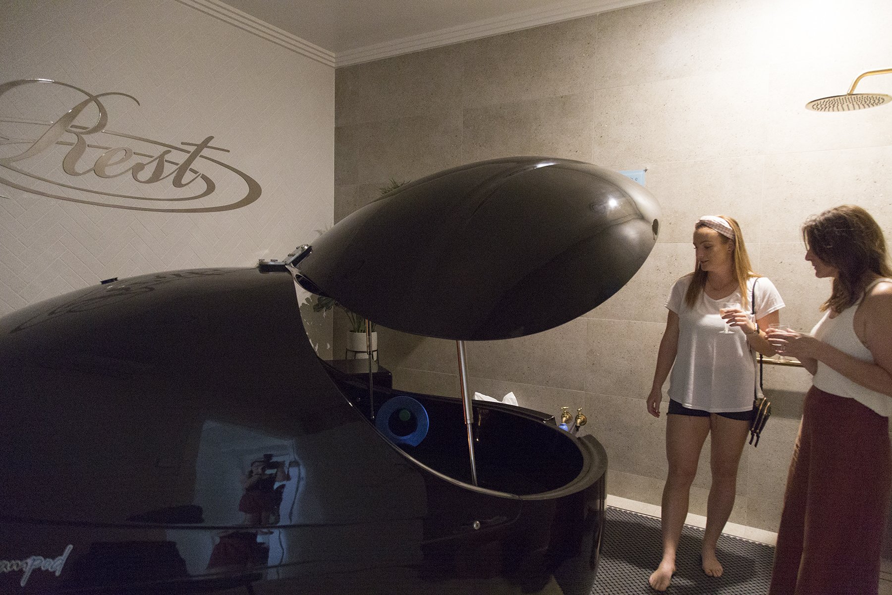 Weightless Float Centre | Float