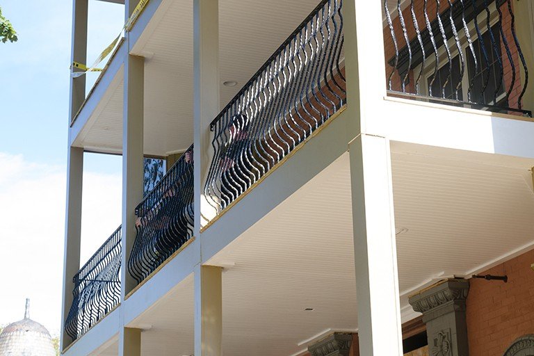 Catwalks and handrails fabrication & installation | Rozell Industries