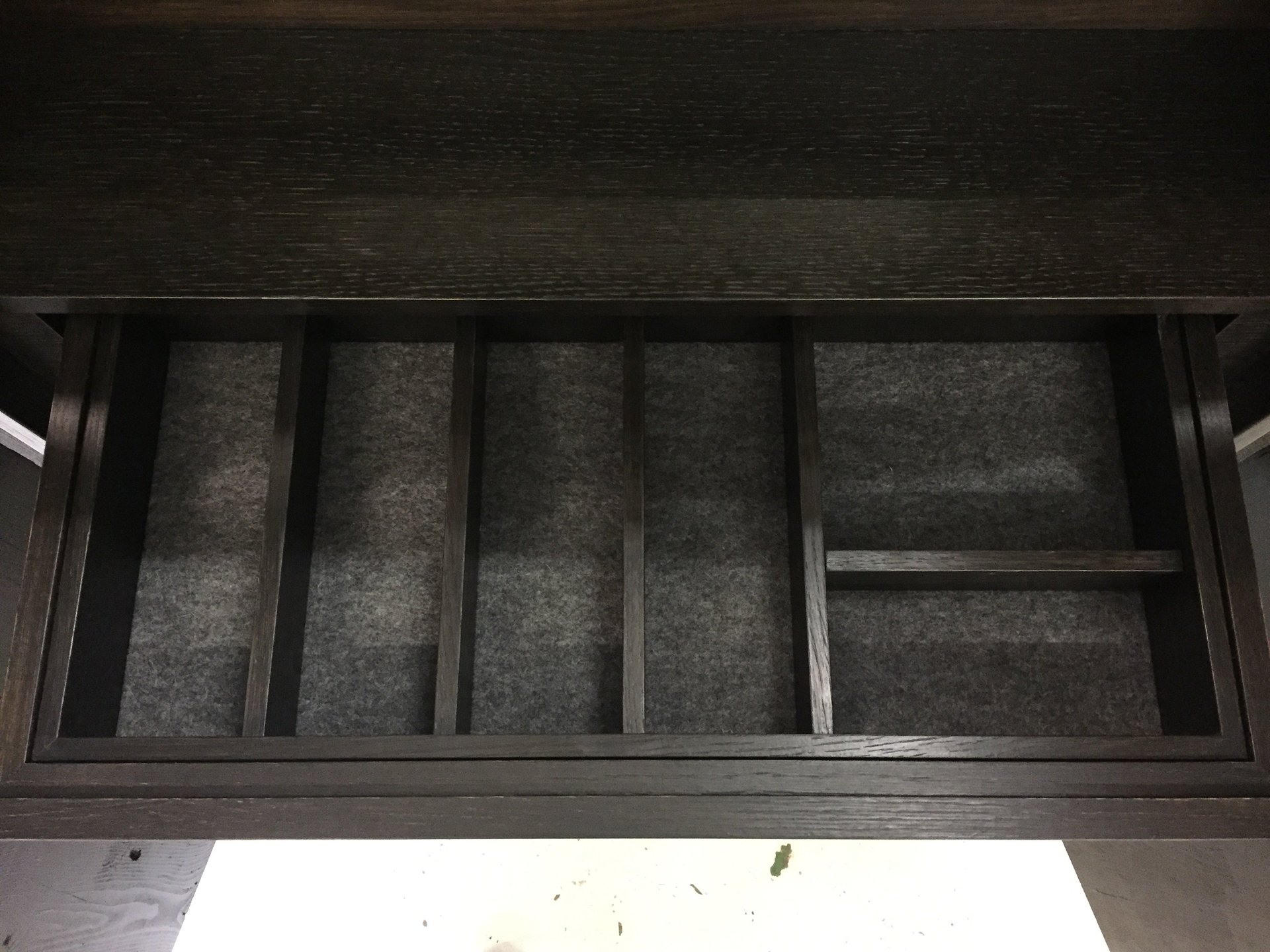 James Cook Cabinets Bespoke Cabinet and Joinery Specialists