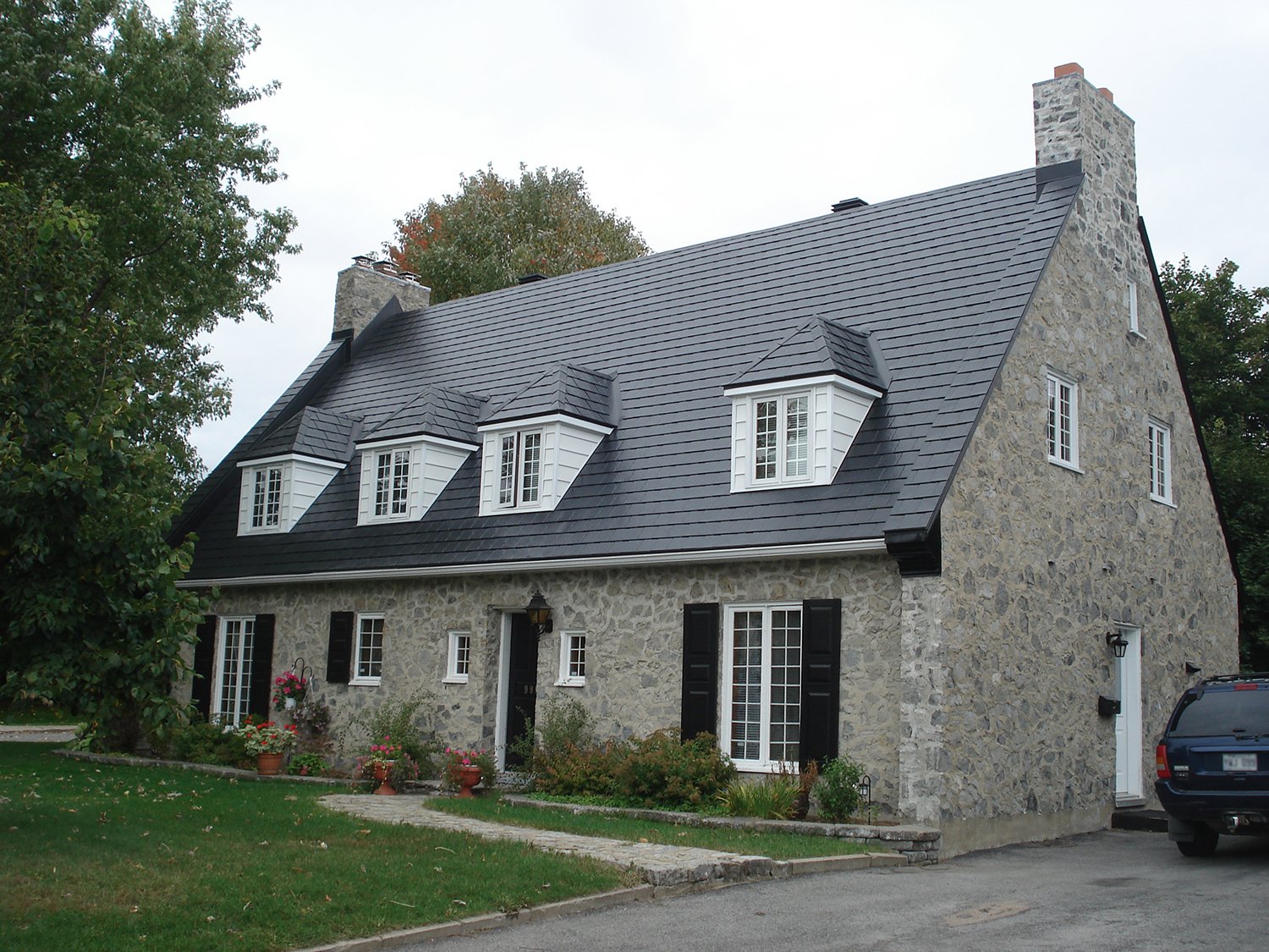 New England Metal Roofing — INTERLOCK Metal Roof Systems (2020)