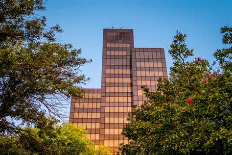 Tyler, Texas Office Space for Lease - Downtown – 20 Story Plaza Tower