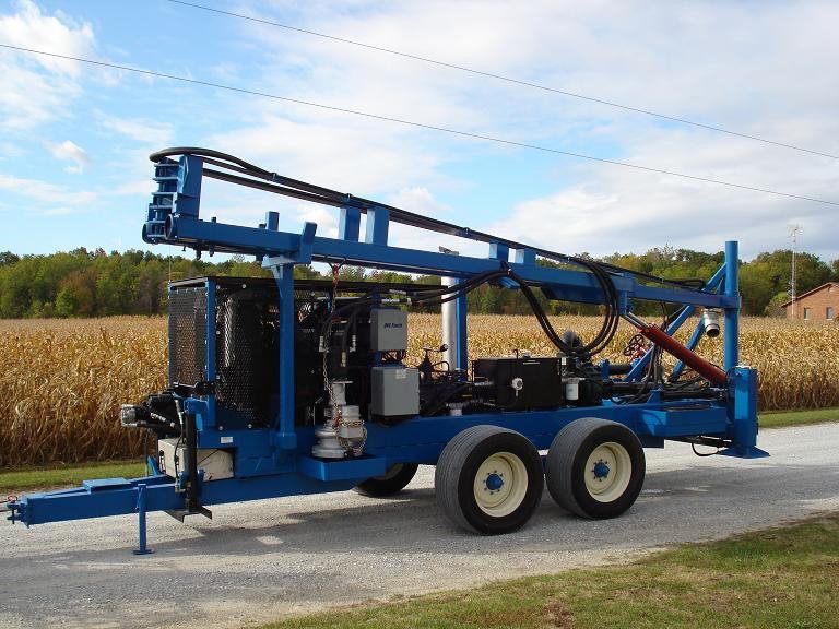 Bambauer Equipment | Engine Pumper Unit With Boom