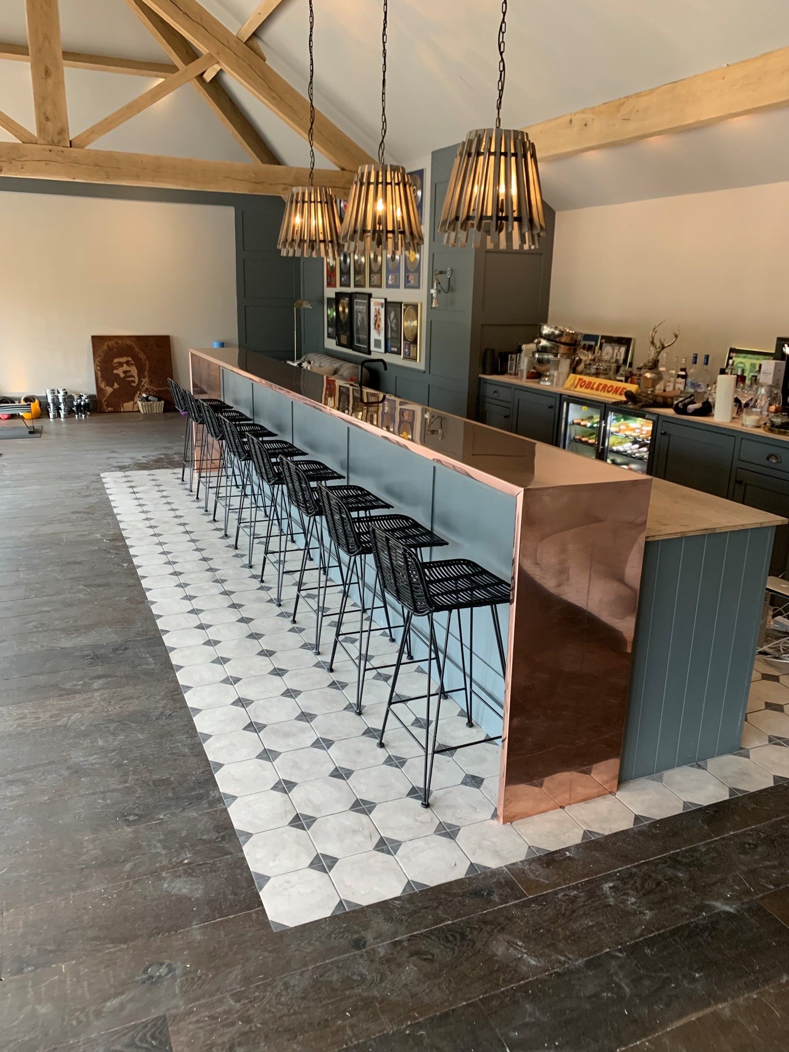 Copper Worktops, Zinc Worktops, Bar Tops UK: Inzinctive Interiors