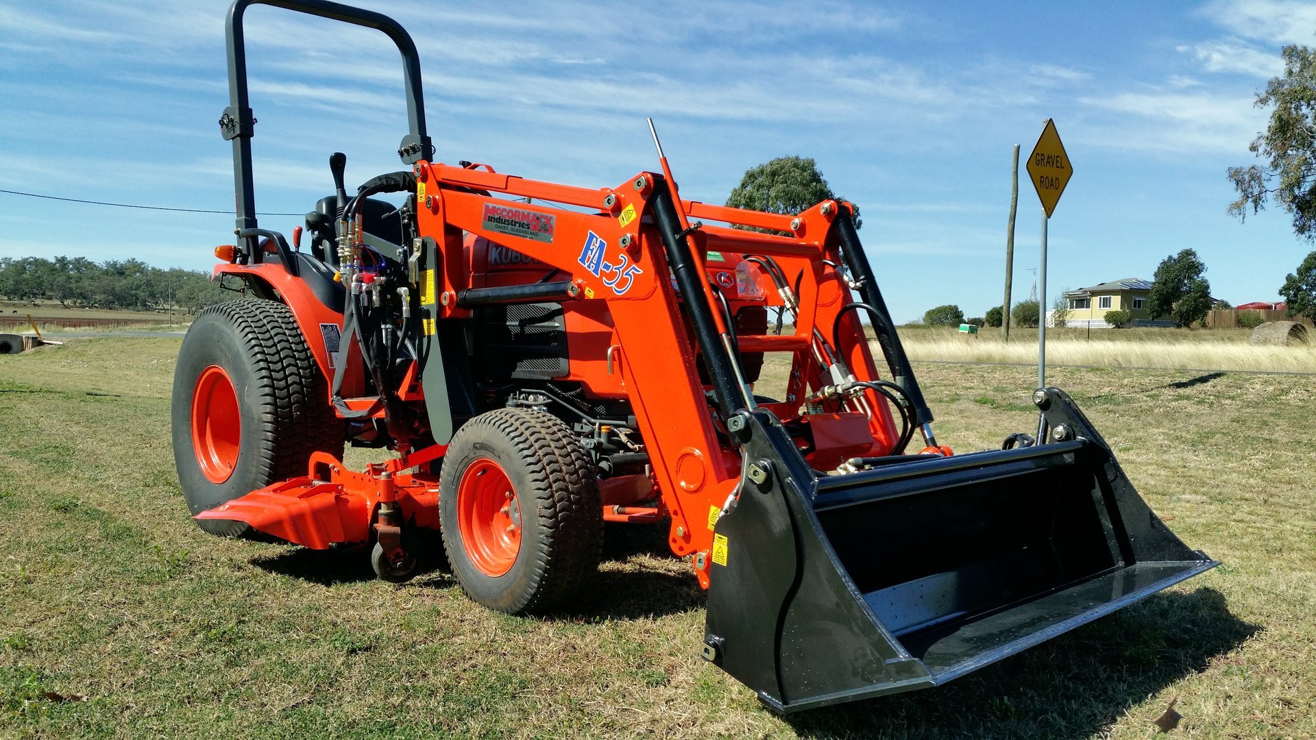 Front End Loaders & Kits - McCormack Industries