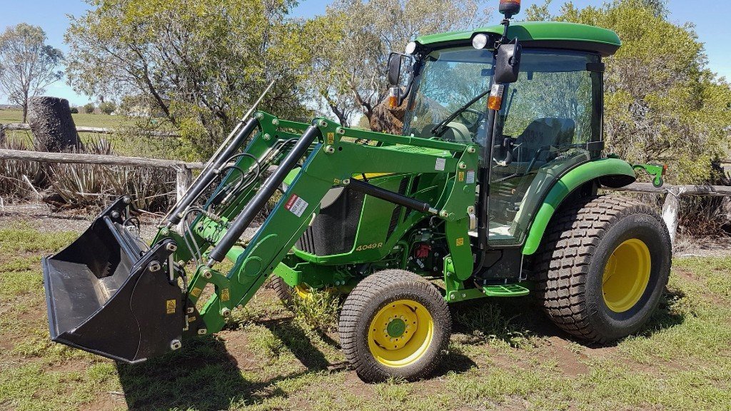 Front End Loaders & Kits - McCormack Industries
