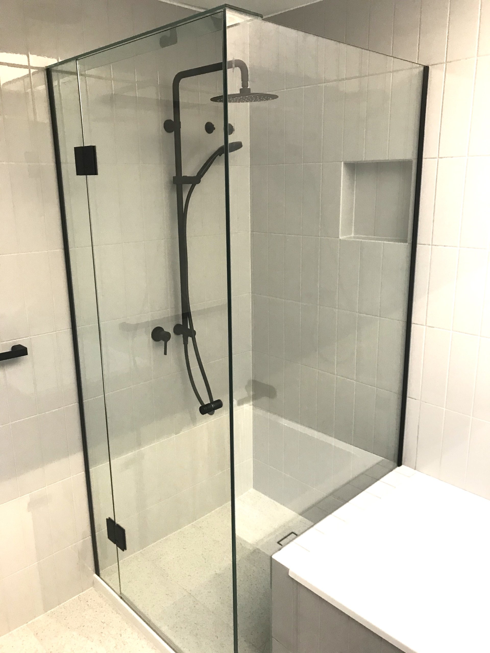 Frameless Hinged Shower Screens Melbourne