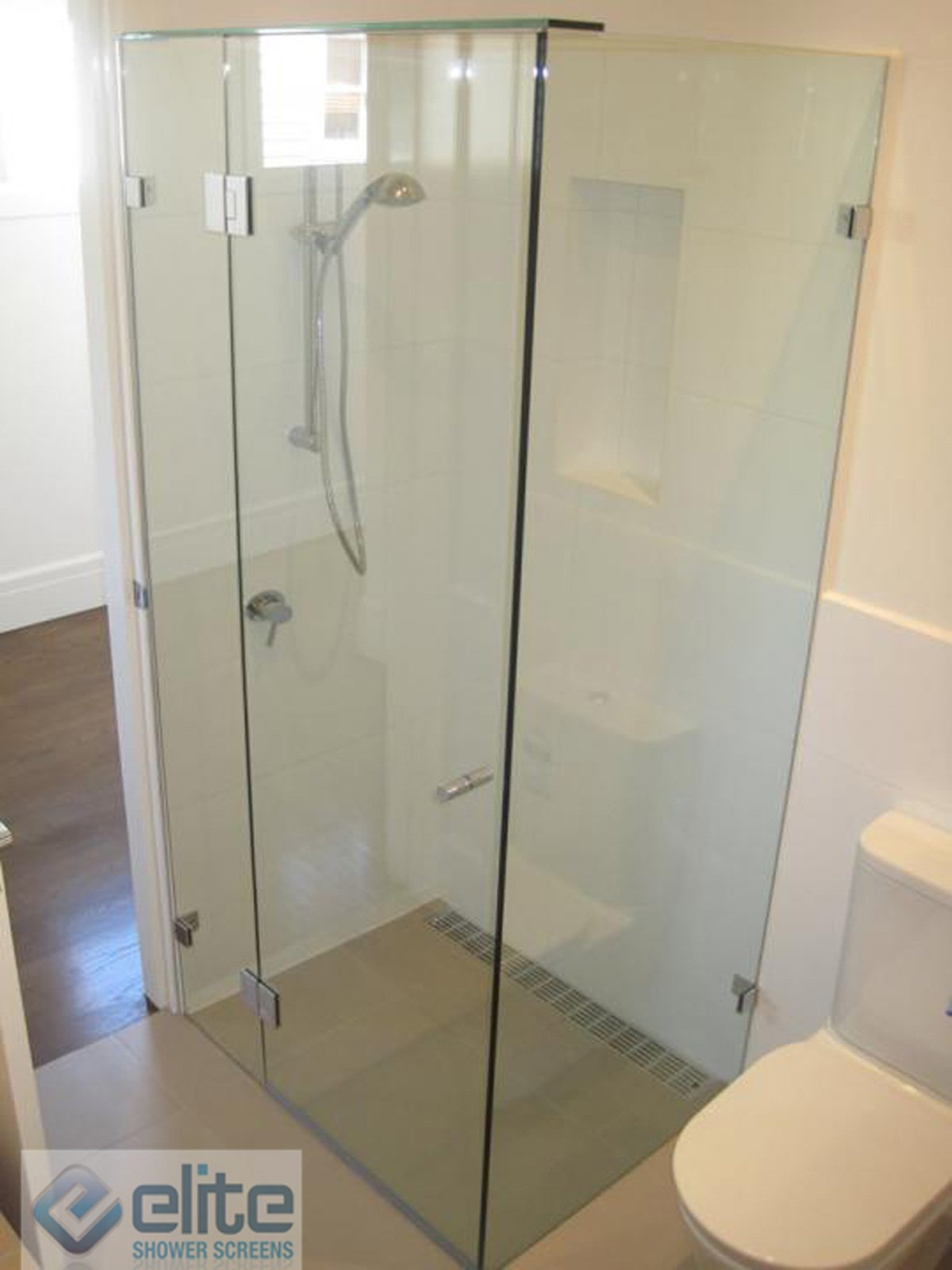 Premium Elite Shower Screens: Frameless & Semi-Frameless Options