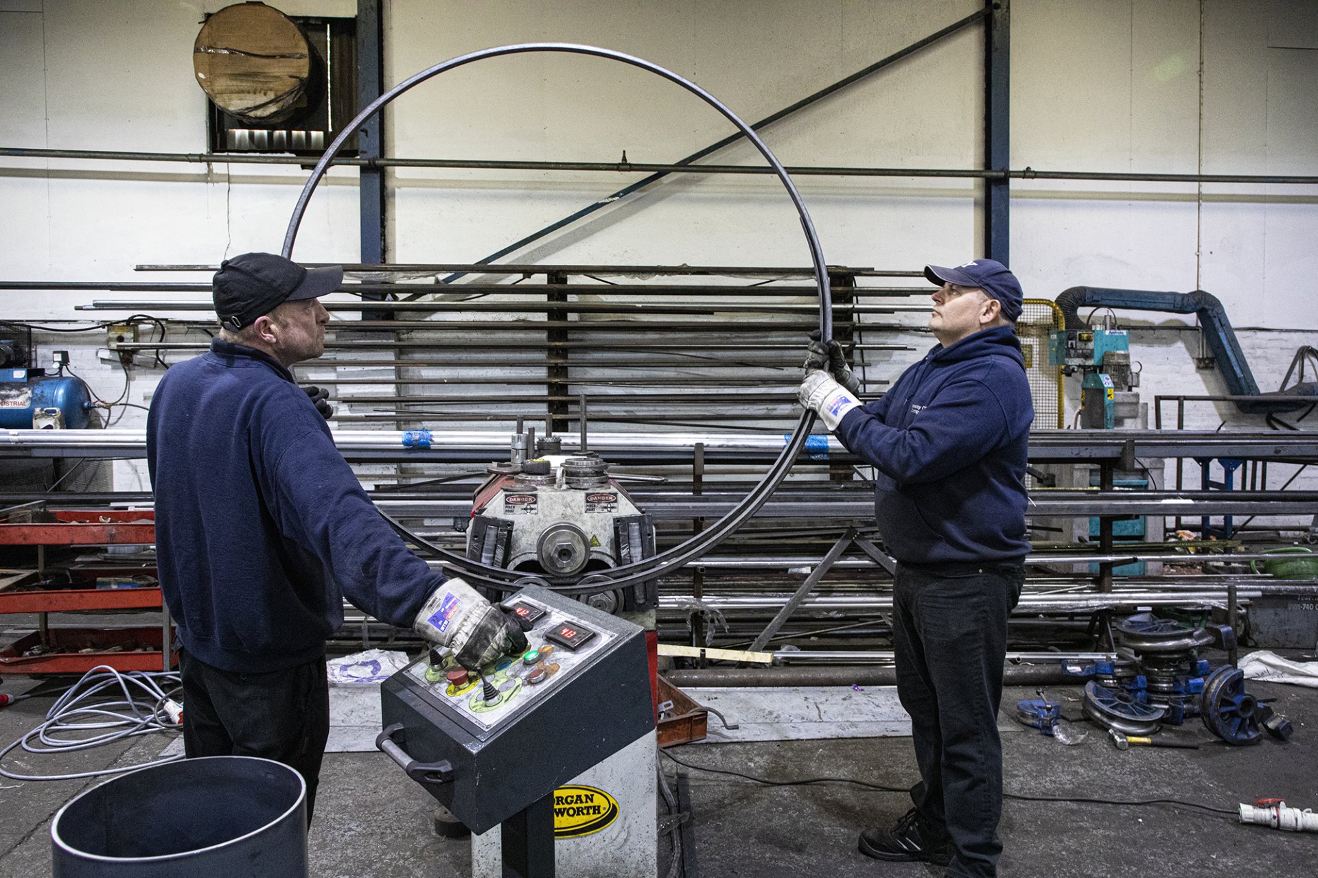 Tube manipulation | Fereday Cylinder Company