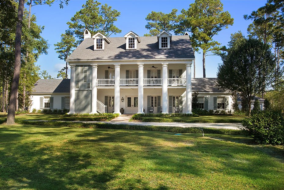 Beautiful Custom Home Designs with Luxury Exterior Features You'll Love