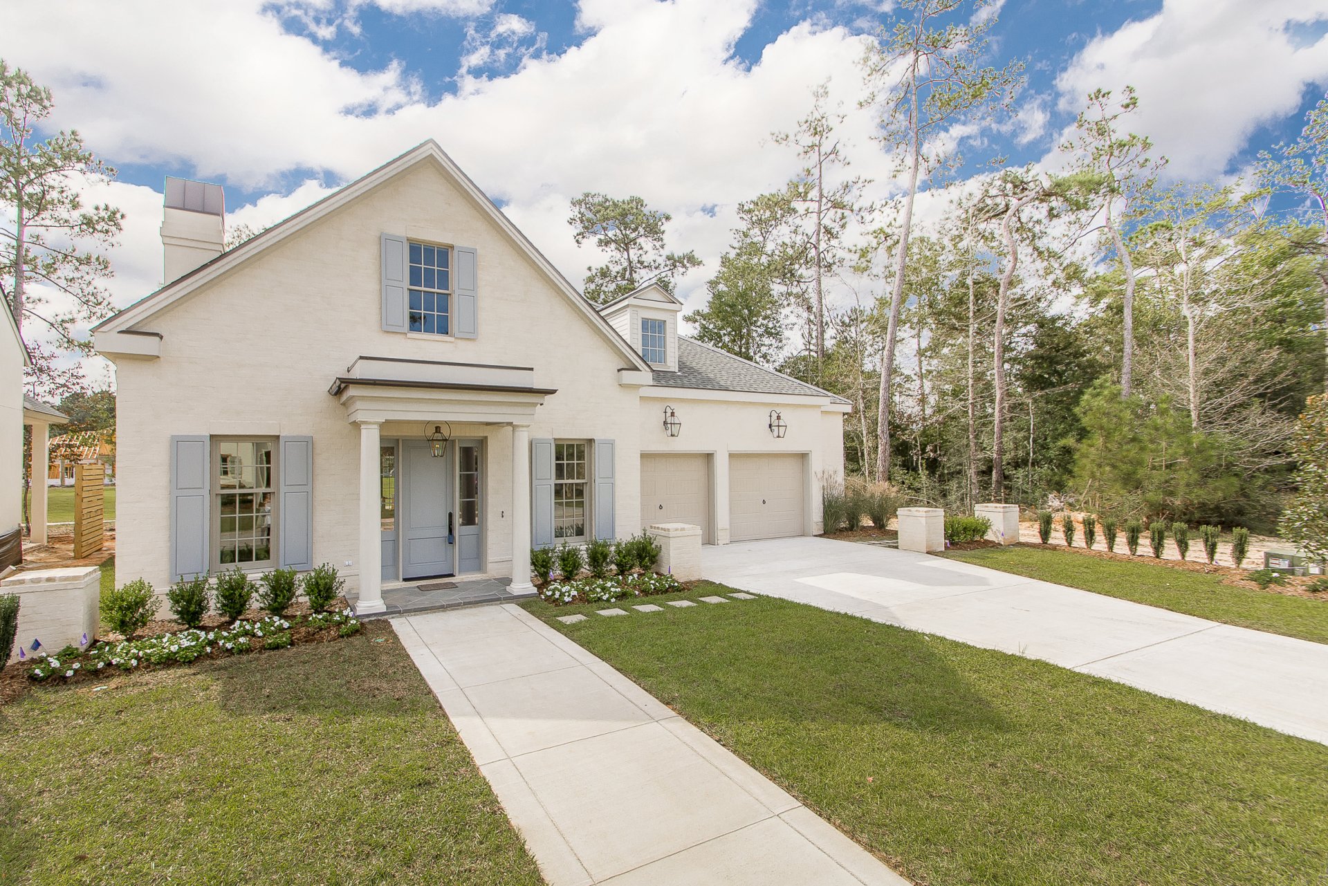 Beautiful Custom Home Designs with Luxury Exterior Features You'll Love