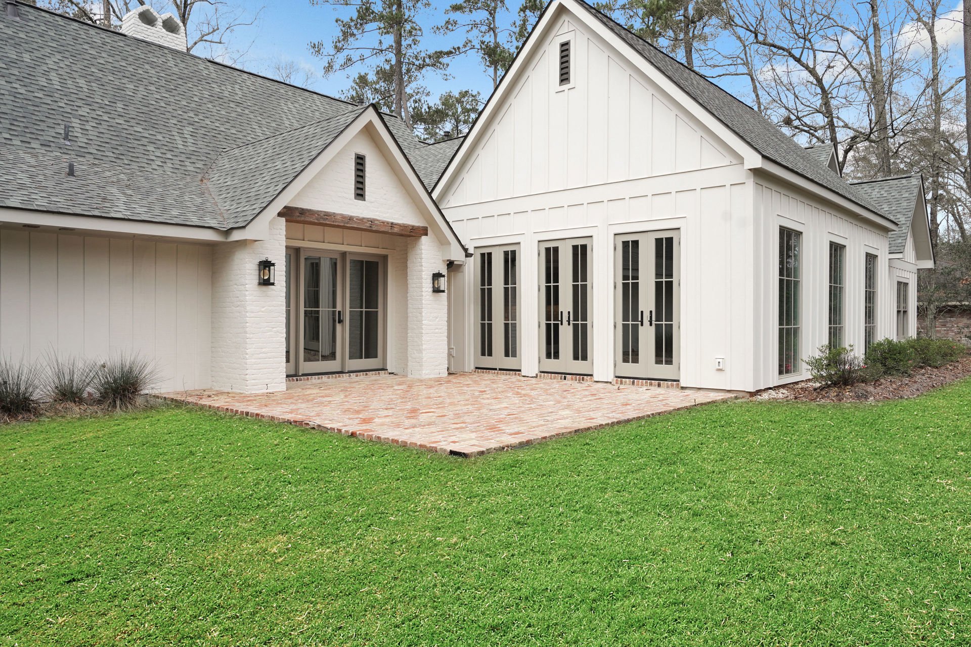 Beautiful Custom Home Designs with Luxury Exterior Features You'll Love