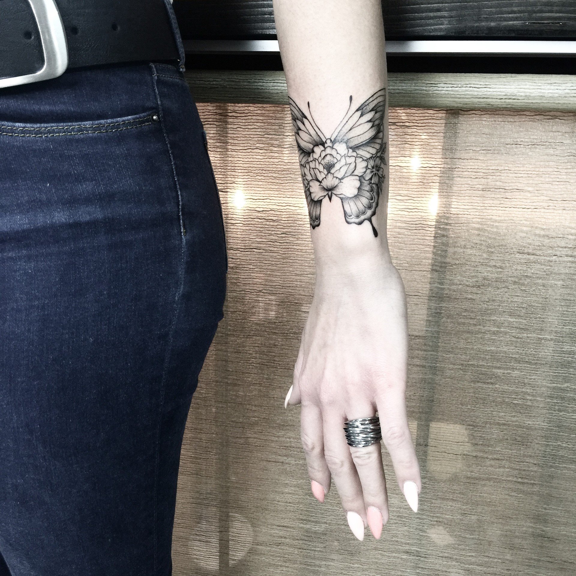 Laura Tinta Tattoo | Tattoo-Studio Spreitenbach | Realismus & Fineline