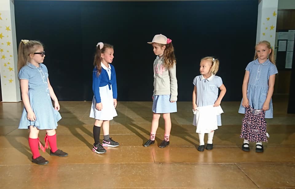 Drama class by Kathleen Davis Stage School