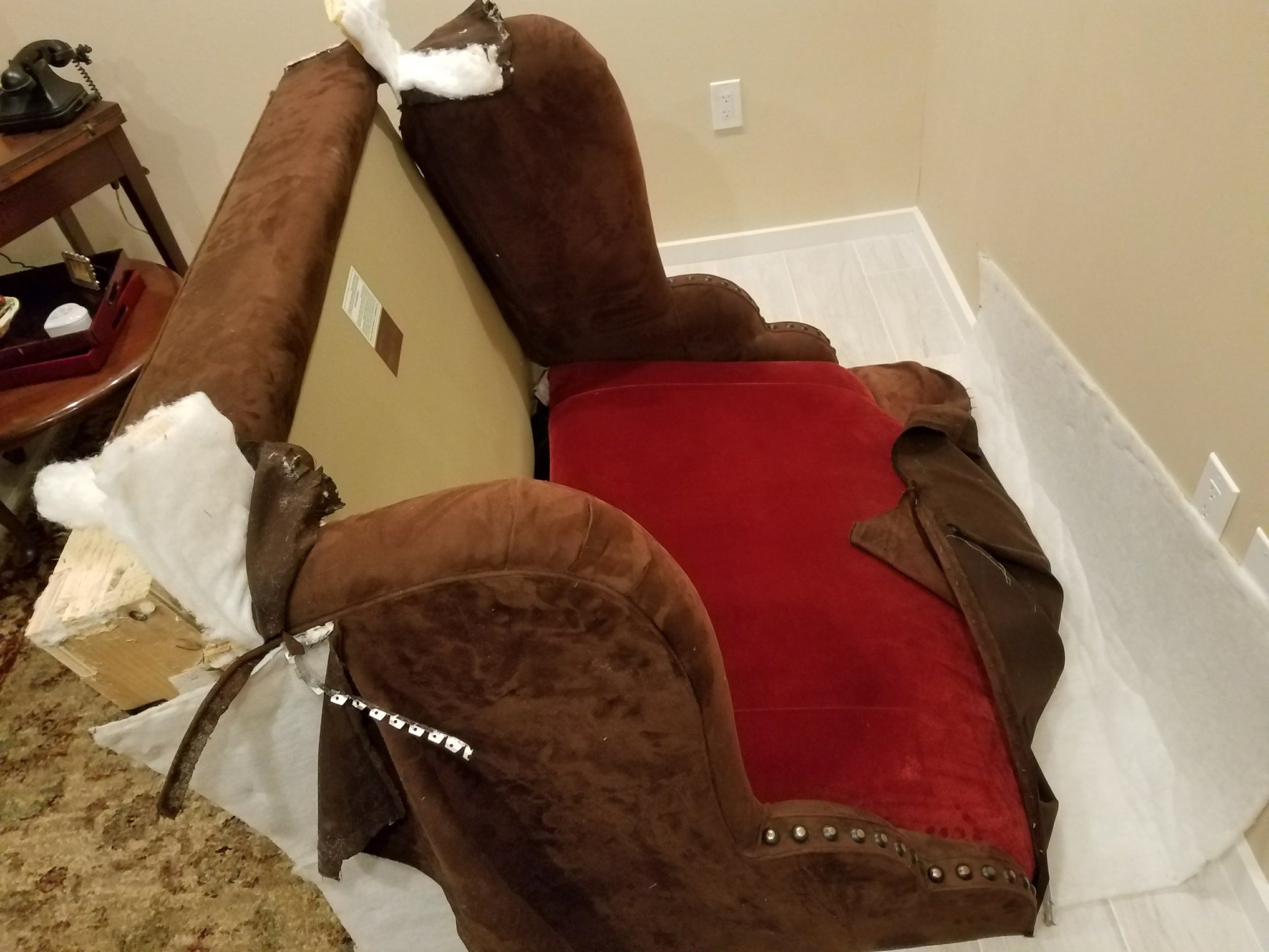 Sofa Disassembly & Reassembly Guaranteed Service